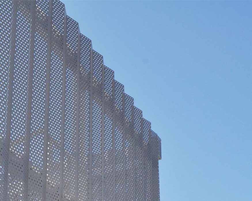 LKMe | Unlimited Possibilities | Screens and Signage